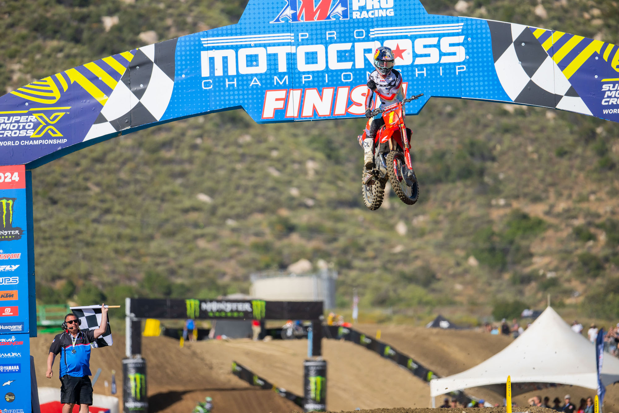 Jett Lawrence startet mit Sieg in die Pro Motocross Saison