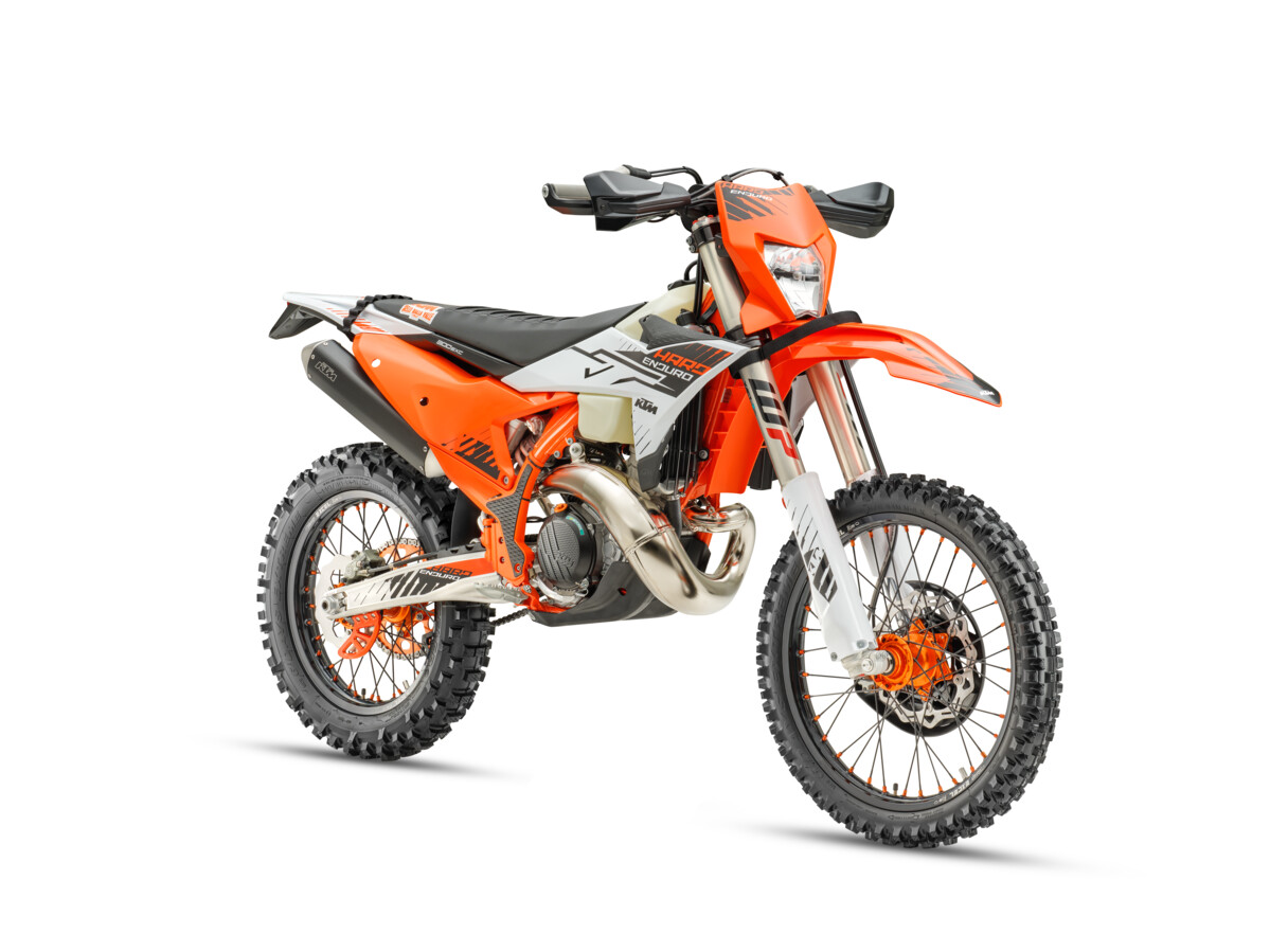 KTM 300 EXC 2026: The ultimate tool for extreme terrain